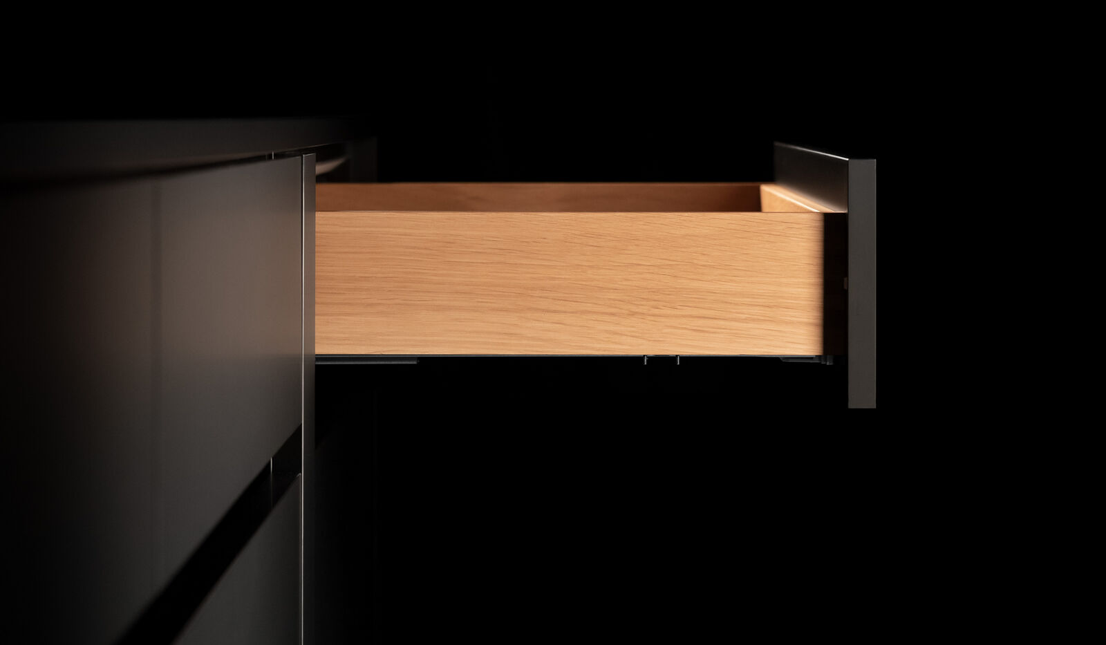 Dynapro: The state-of-the-art concealed slide. — GRASS