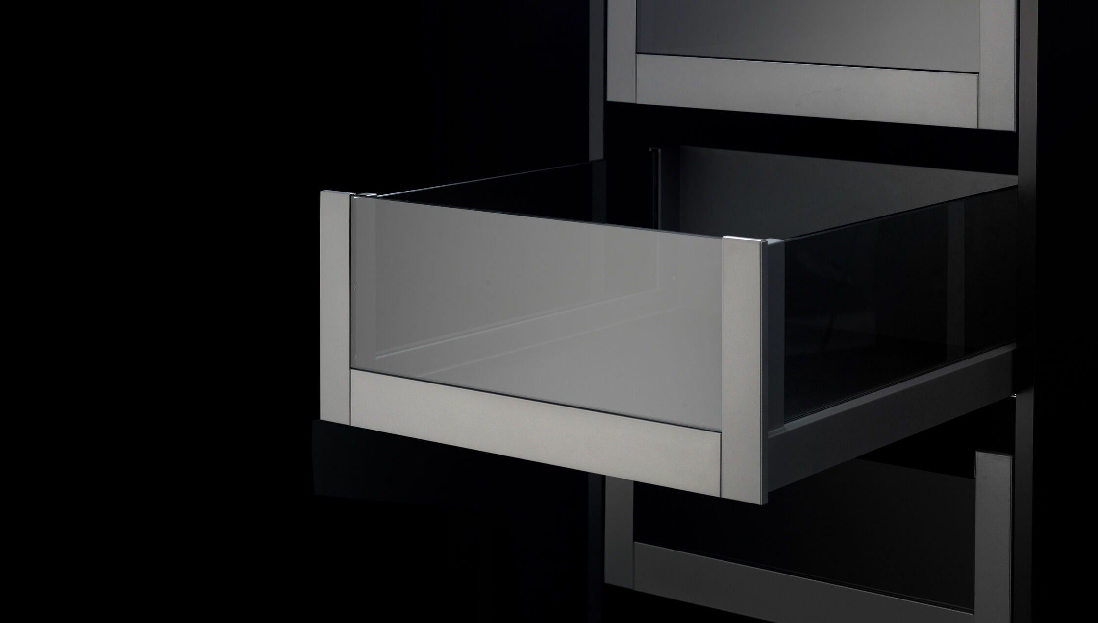 Nova Pro Scala - the designer drawer with stepped sides. — GRASS