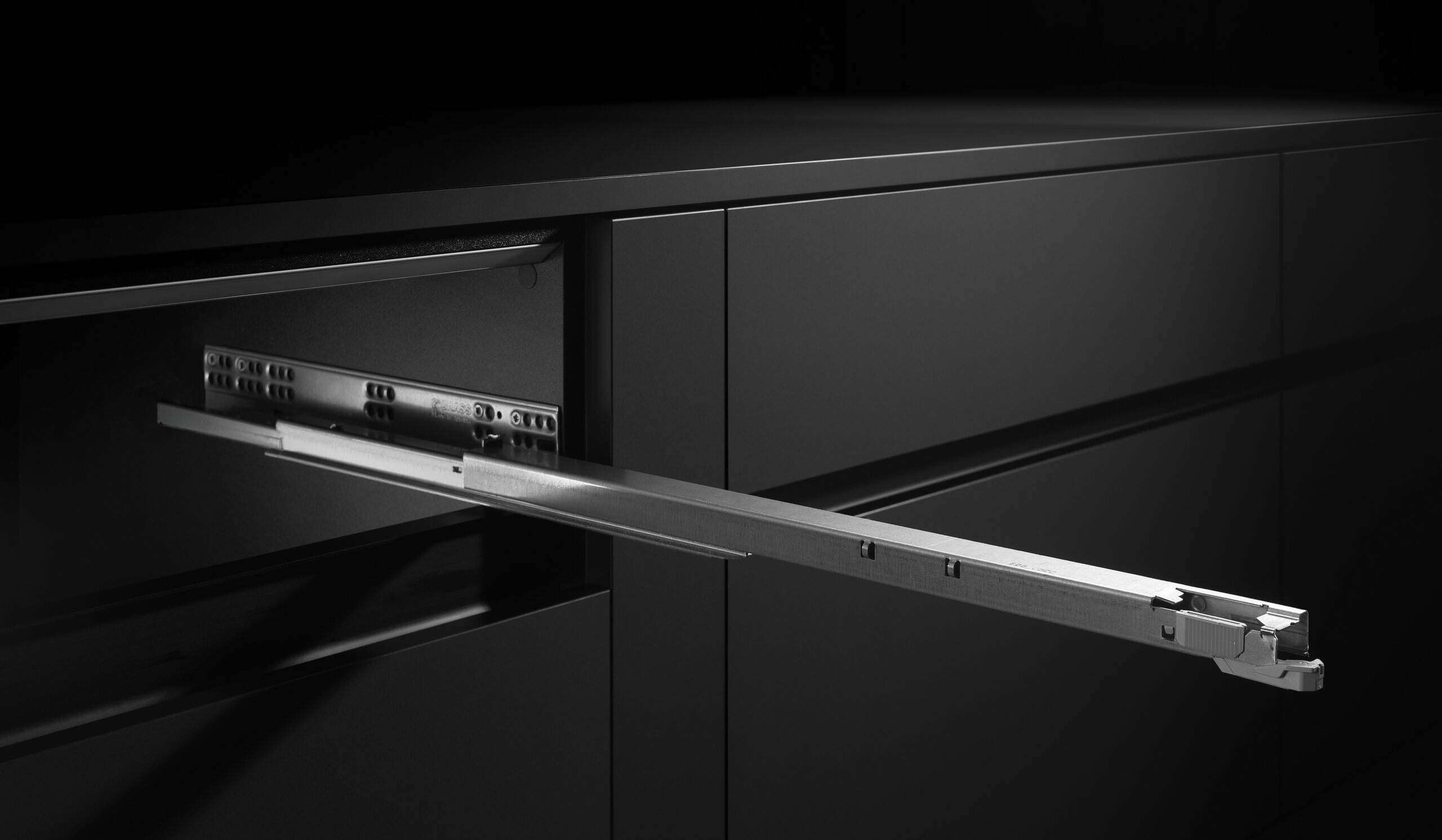 Dynapro: The state-of-the-art concealed slide. — GRASS