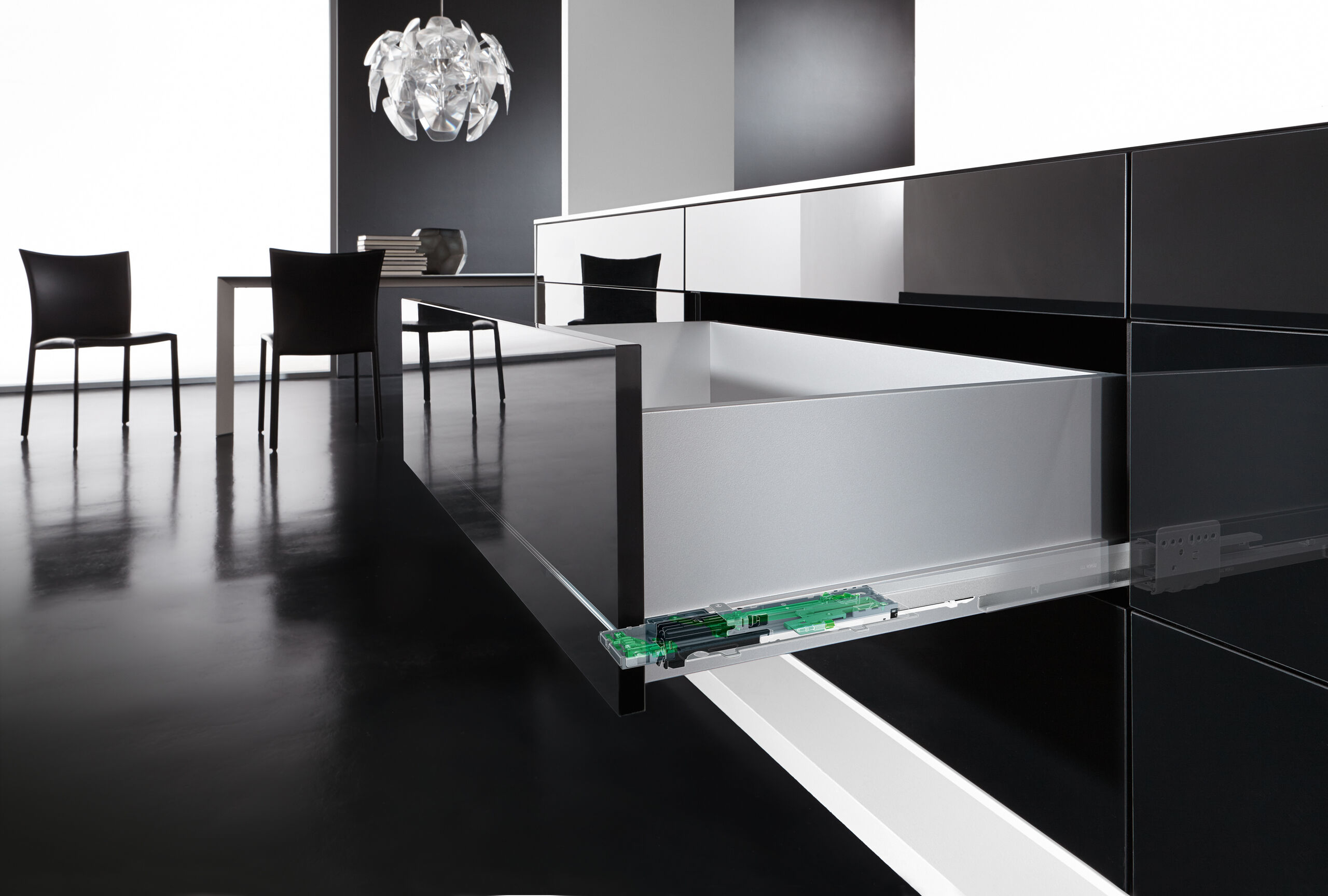 Tipmatic Soft-close - the mechanical opening system — GRASS