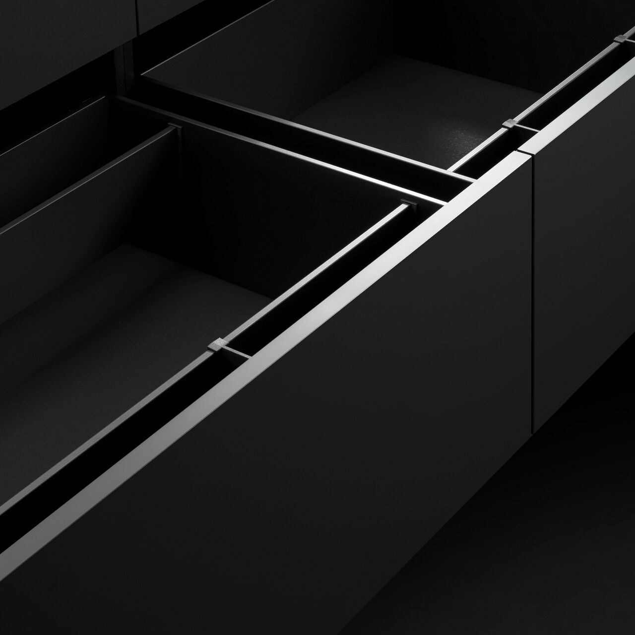 Tavinea Optima - aluminium profiles for high drawers — GRASS
